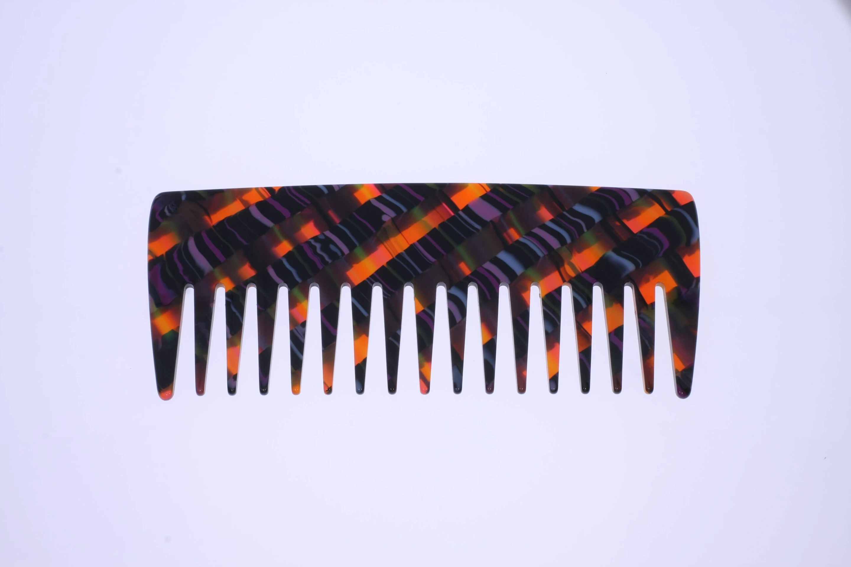 Walter Wissing & Co.. Acetate comb KA006